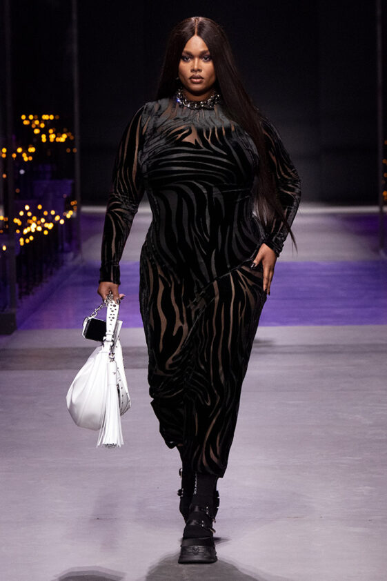 MFW: VERSACE Spring Summer 2023 Womenswear Collection