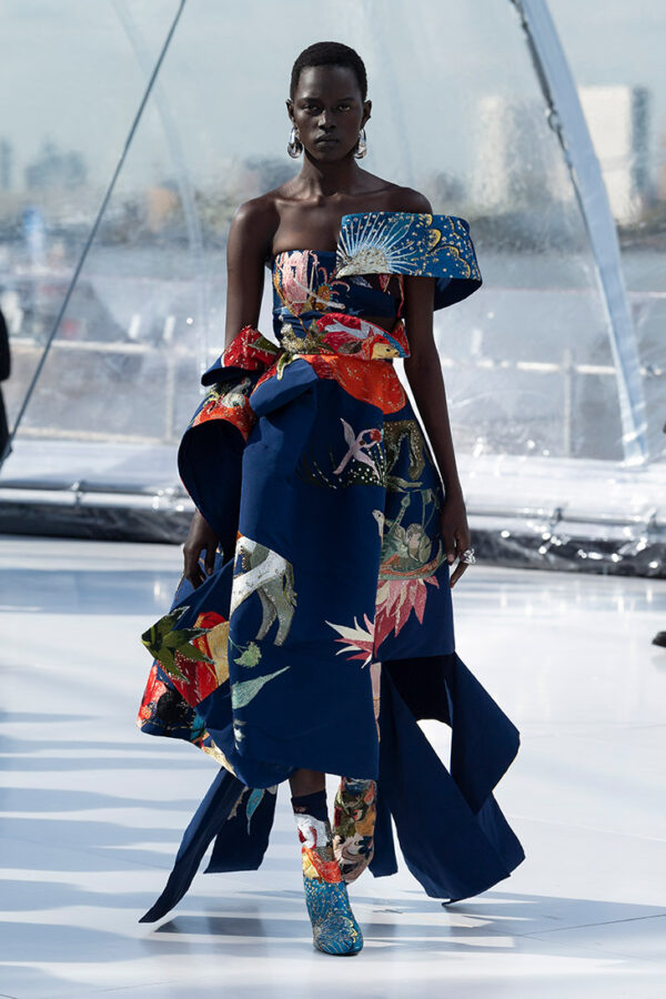 ALEXANDER MCQUEEN Spring Summer 2023 Collection