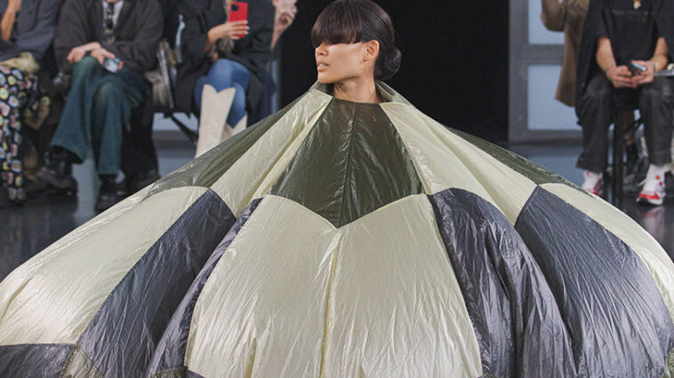 PFW: BEAUTIFUL PEOPLE Spring Summer 2023 Collection