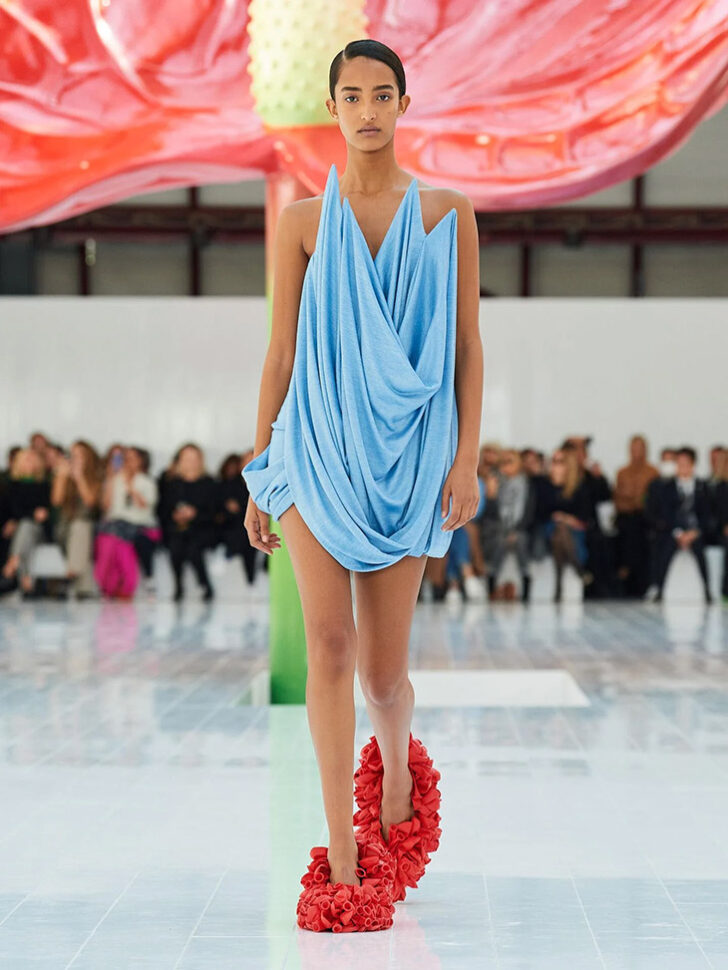 PFW: LOEWE Spring Summer 2023 Womenswear Collection