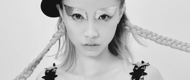 DSCENE BEAUTY SPECIAL: The Girl In The Picture by Mann