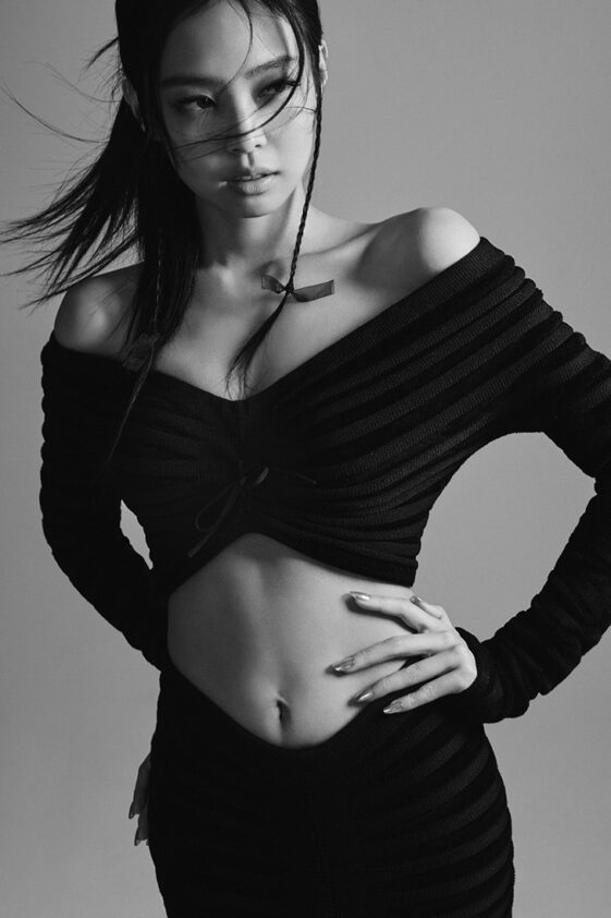 BLACKPINK's Jennie Kim is the Cover Star of ELLE Magazine