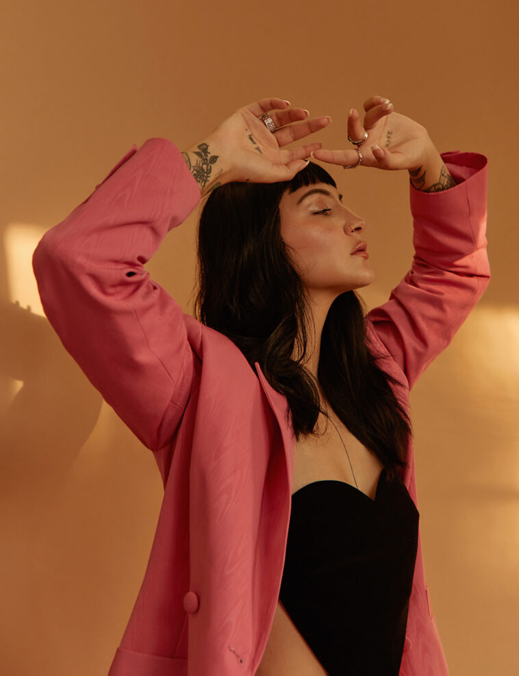 DSCENE Interview with Singer and Songwriter JULIA MICHAELS