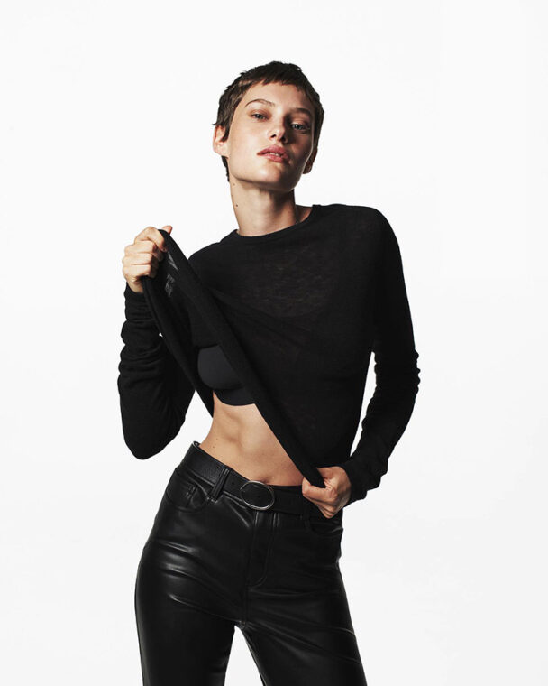 Discover CALVIN KLEIN Holiday 2022 Collection