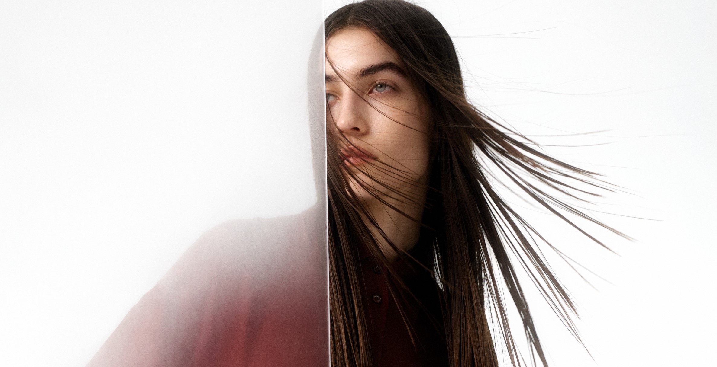 Discover ROCHAS Pre-Fall 2023 Collection