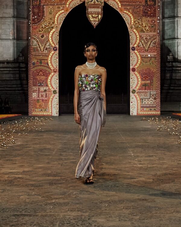 DIOR Presents the Fall 2023 RTW Collection in Mumbai - DSCENE