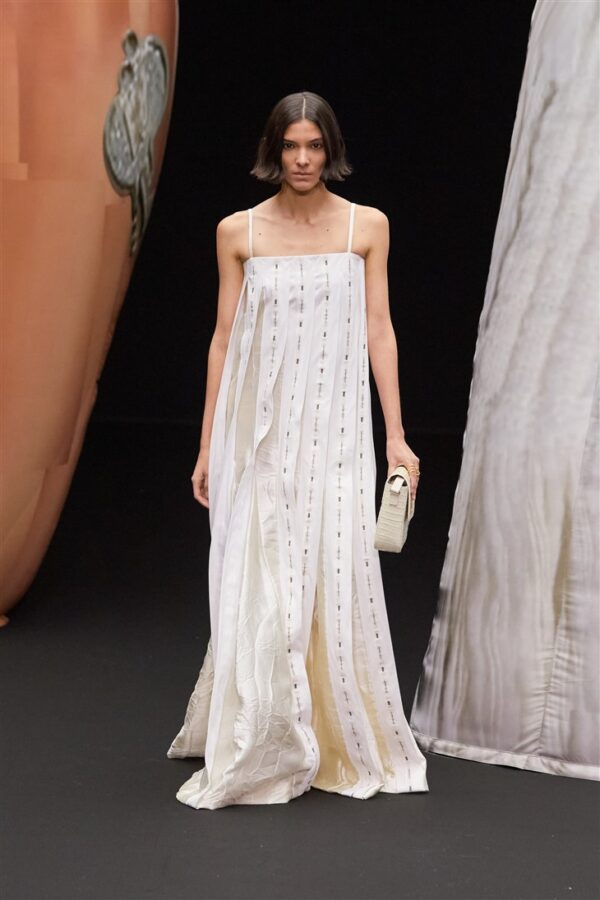 PFW: EENK Fall Winter 2023.24 Collection - DSCENE