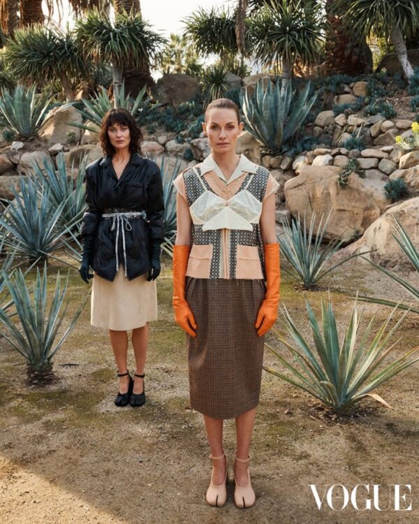 Amber Valletta & Shalom Harlow Cover VOGUE Hong Kong March 2023 Issue