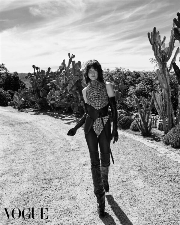 Amber Valletta & Shalom Harlow Cover VOGUE Hong Kong March 2023 Issue