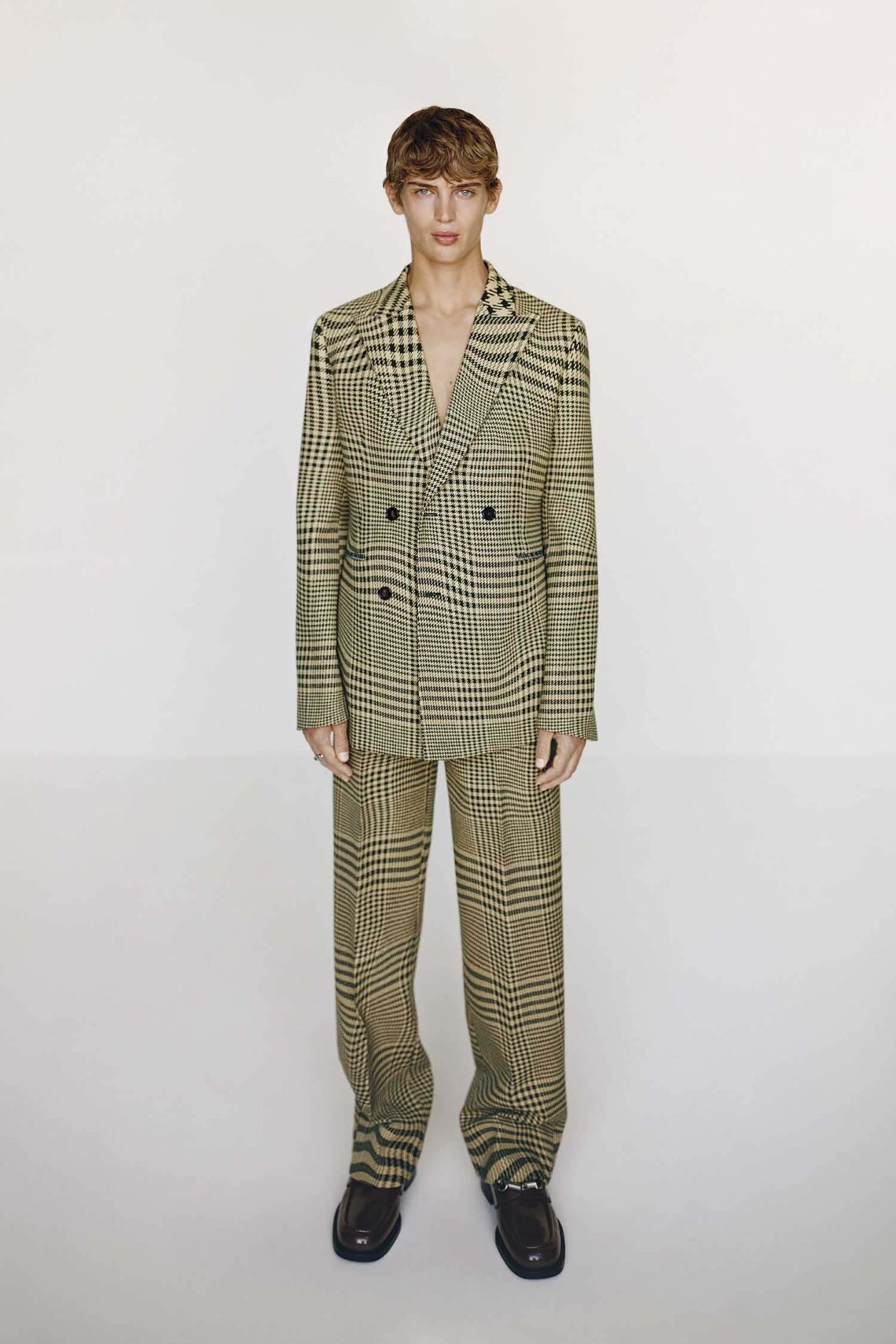 BURBERRY Spring 2024 Collection