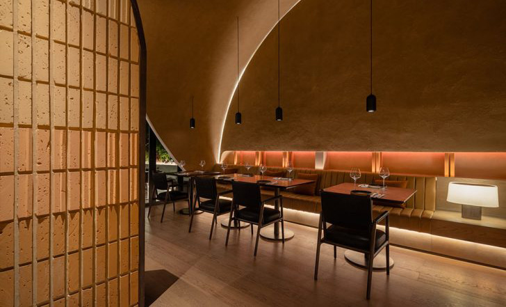 How to Design a Trendy New Bar that Attracts Attention