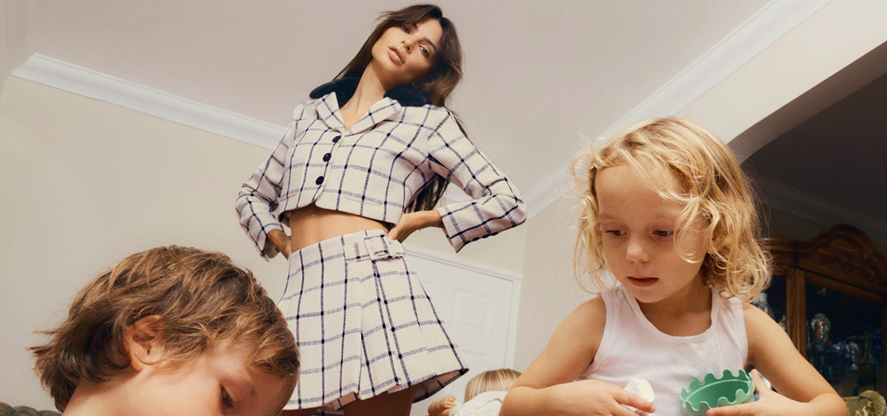 Emily Ratajkowski Models Self-Portrait Resort 2024 Collection