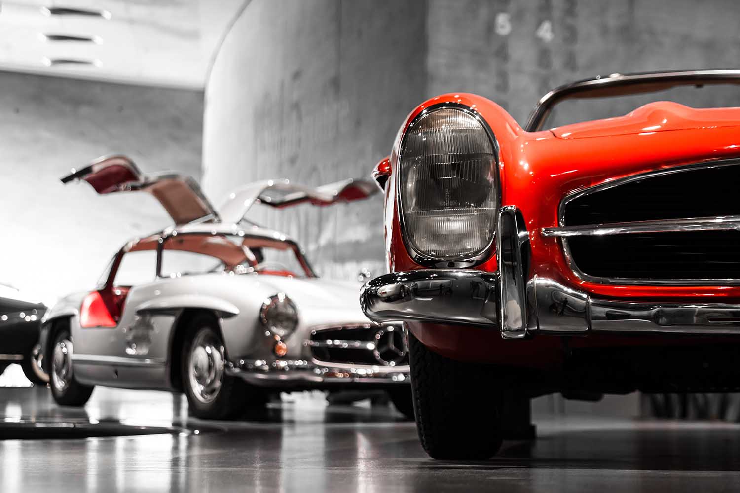 Fashioned Cars - A Journey of Style & Elegance on Wheels