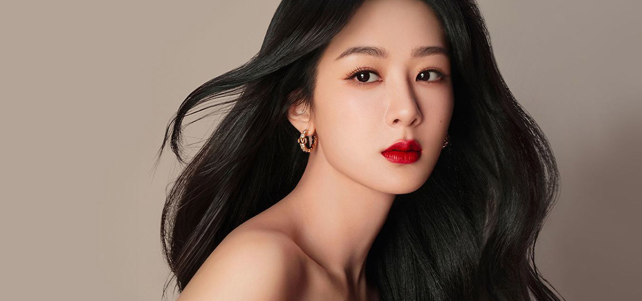 Yang Zi Models Valentino Spring 2024 Collection