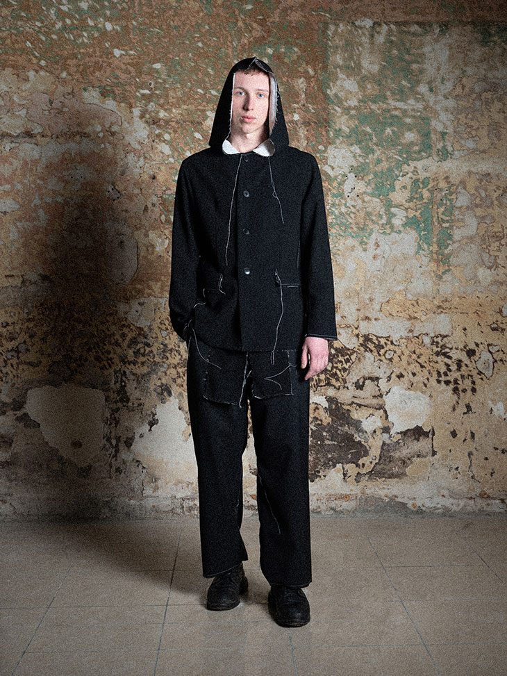 "Bright Horses" Airei FW24 Collection