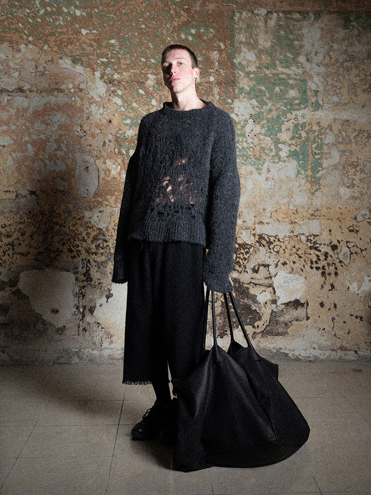 "Bright Horses" Airei FW24 Collection