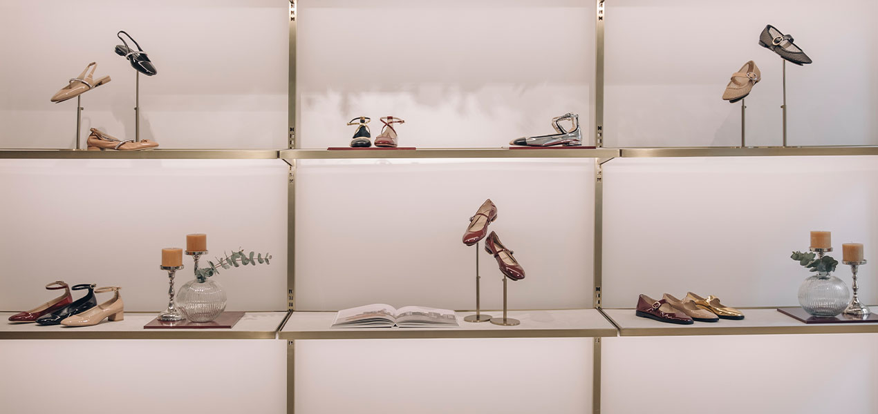 Stuart Weitzman Fall Winter 24 Collection - DSCENE