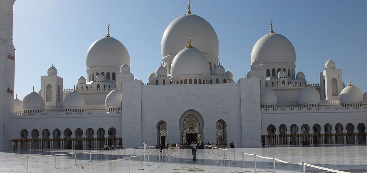 What Are the Must-See Monuments During a Vacation in the UAE?