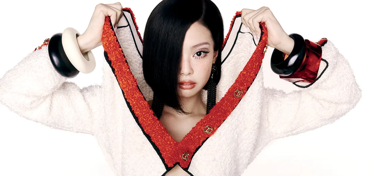 JENNIE Fronts V Magazine Spring 2026