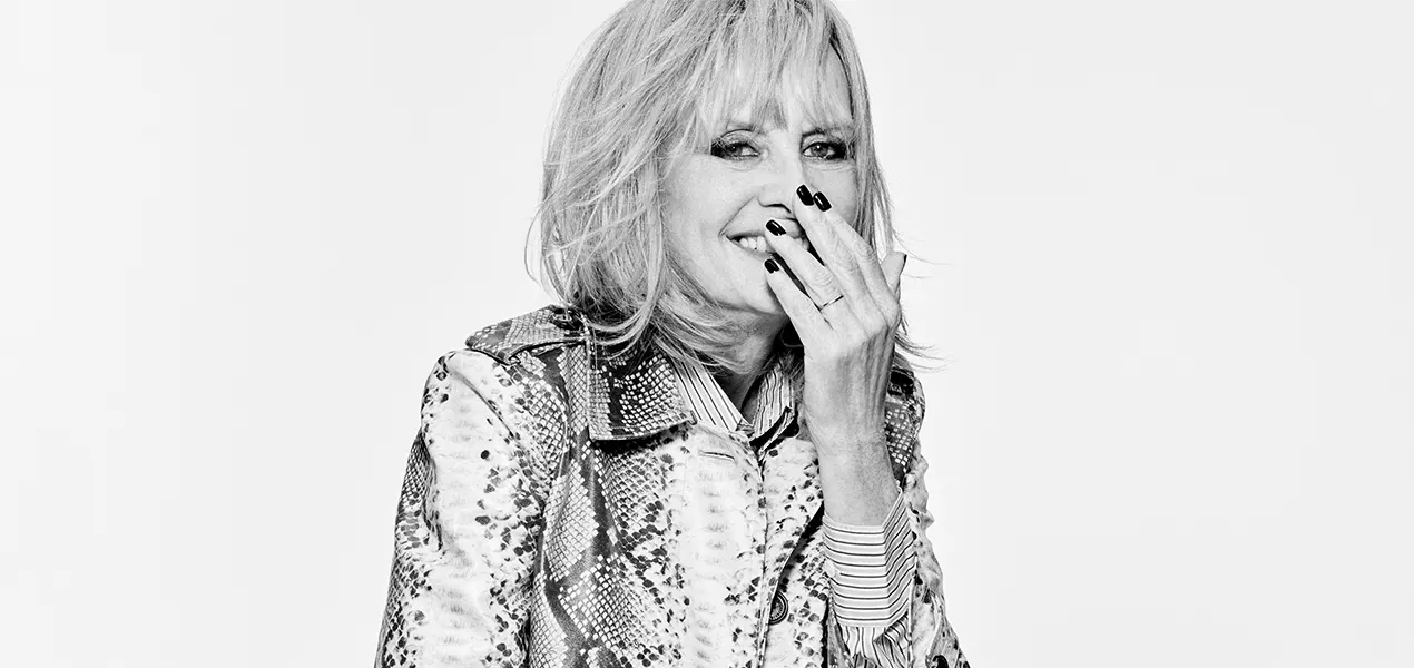 Twiggy Leads the Narrative for Burberry Summer 2026 Campaign
